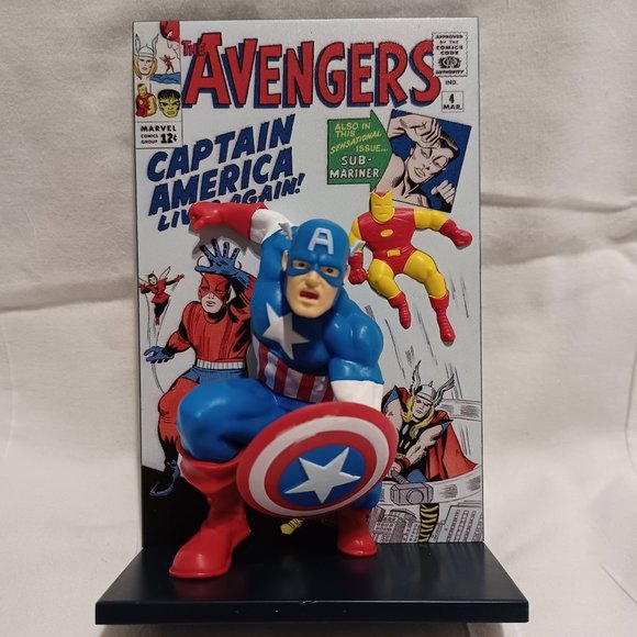 Marvel | Other | Marvel The Avengers Captain America Comic Standee W ...